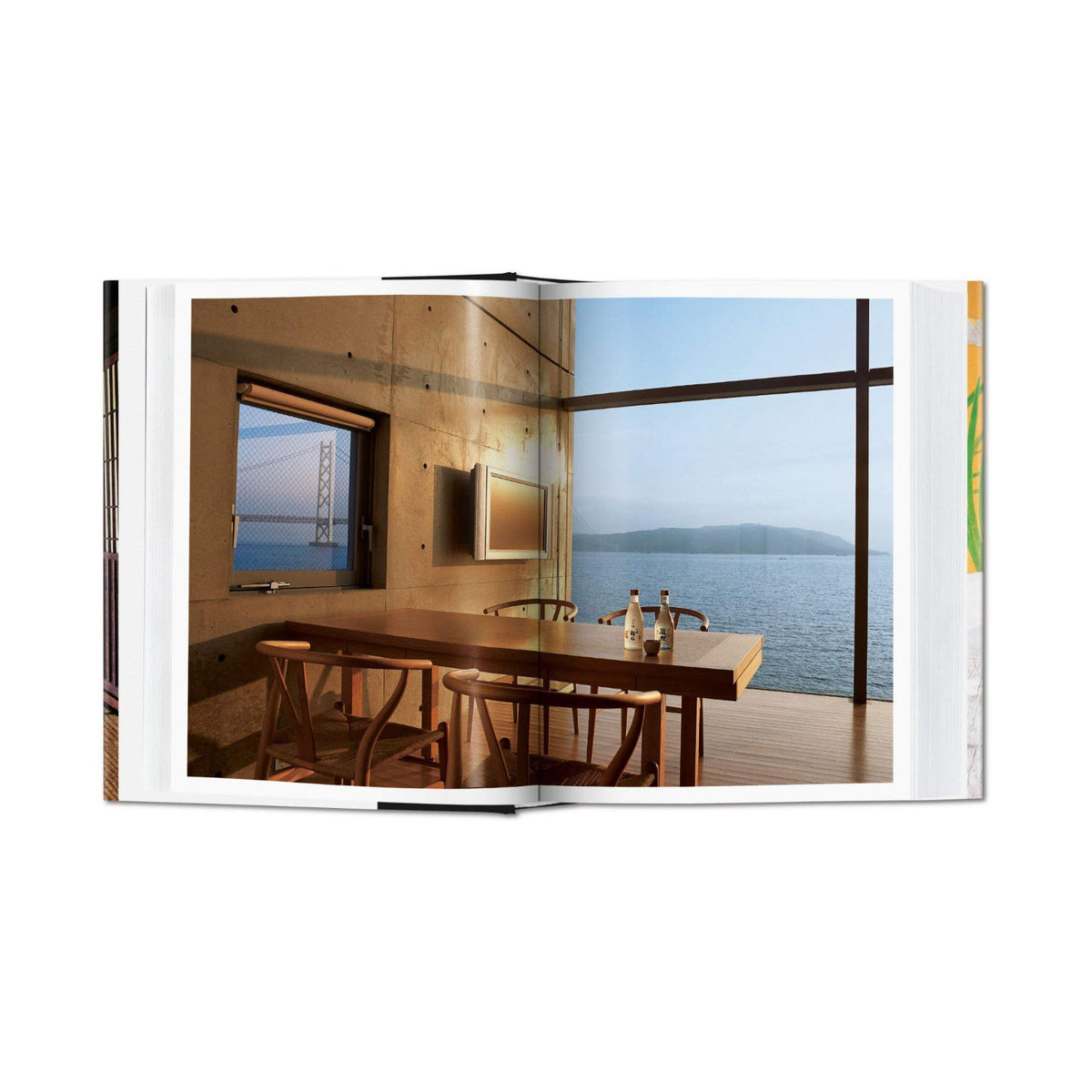 Living in Japan - Alex Kerr – MYCONBINI